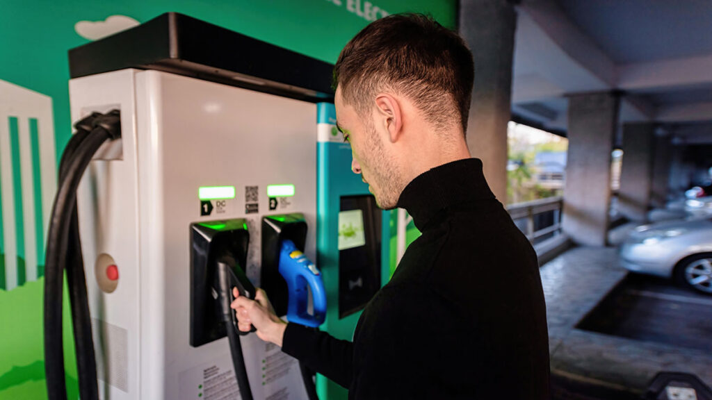 Le protocole OCPP (Open Charge Point Protocol) : qu'est-ce que c'est